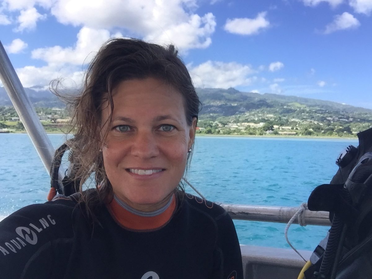 Tahiti and Easter Island – Sharks, Moai and Pisco Sours – Have Son Will ...